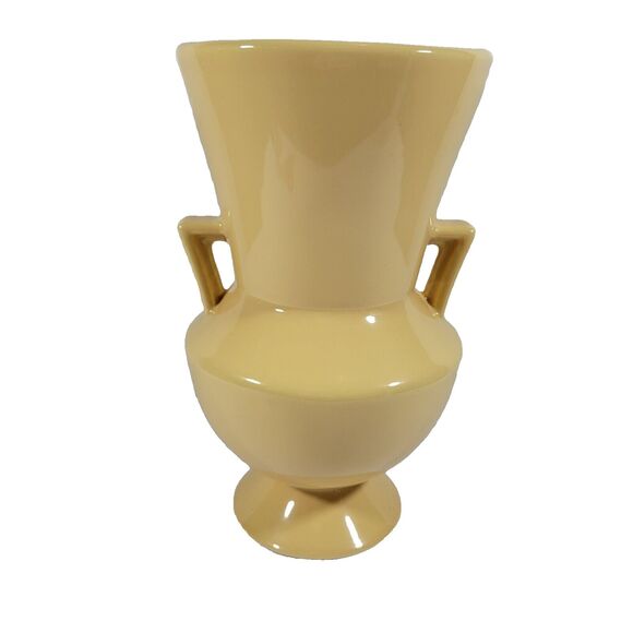 Haeger | Accents | Haeger Soft Yellow Art Pottery Vase Urn Trophy Vase ...